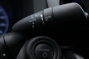 Pelēks Toyota C-HR 2025 Viļņa, ar dzinēja tilpumu 1.80 L un nobraukumu 24 tūkst. km par 29990 €, foto 28 vietnē AUTOMOTO.COM.LV