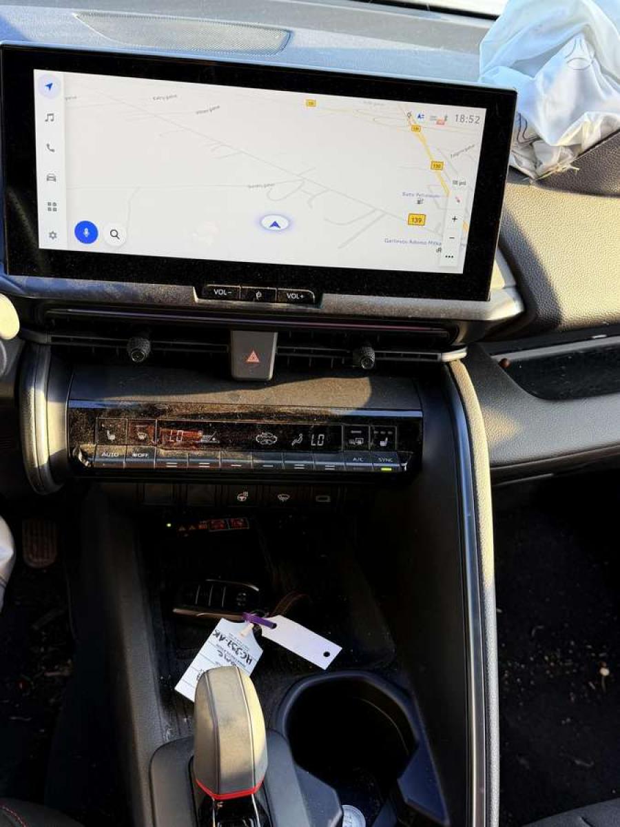 Pelēks Toyota C-HR 2025 Kauņa, ar dzinēja tilpumu 1.99 L un nobraukumu 13 tūkst. km par 23900 €, foto 20 vietnē AUTOMOTO.COM.LV