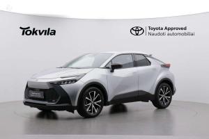 Тойота C-HR 2025 в Вильнюс на AUTOMOTO.COM.LV Серый Тойота C-HR 2025 в Вильнюс, объемом двигателя 1.80 л и пробегом 31 тыс. км за 31900 €, фото 1 на AUTOMOTO.COM.LV