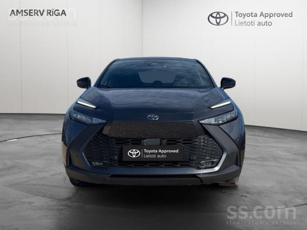 Серый Тойота C-HR 2025 в Рига, объемом двигателя 1.80 л и пробегом 32 тыс. км за 27900 €, фото 6 на AUTOMOTO.COM.LV