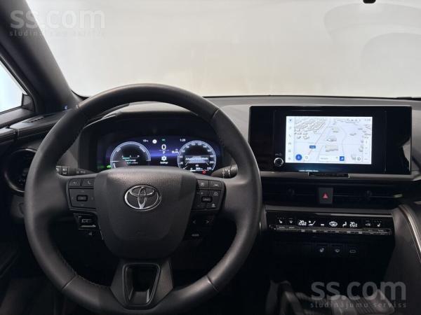 Тойота C-HR 2025 в Вентспилс на AUTOMOTO.COM.LV Серый Тойота C-HR 2025 в Вентспилс, объемом двигателя 1.80 л и пробегом 4 тыс. км за 19600 €, фото 11 на AUTOMOTO.COM.LV