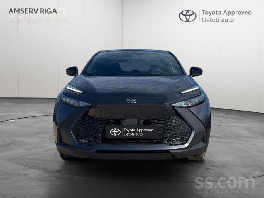 Pelēks Toyota C-HR 2025 Rīga, ar dzinēja tilpumu 1.80 L un nobraukumu 32 tūkst. km par 27900 €, foto 6 vietnē AUTOMOTO.COM.LV
