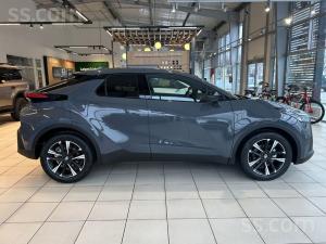 Pelēks Toyota C-HR 2026 Ventspils, ar dzinēja tilpumu 1.80 L un nobraukumu 10 tūkst. km par 34580 €, foto 6 vietnē AUTOMOTO.COM.LV
