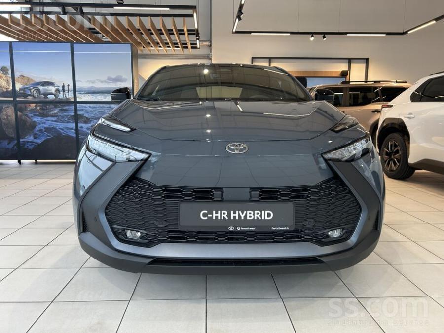 Pelēks Toyota C-HR 2026 Ventspils, ar dzinēja tilpumu 1.80 L un nobraukumu 10 tūkst. km par 34580 €, foto 8 vietnē AUTOMOTO.COM.LV