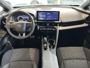 Pelēks Toyota C-HR 2026 Ventspils, ar dzinēja tilpumu 1.80 L un nobraukumu 10 tūkst. km par 34580 €, foto 13 vietnē AUTOMOTO.COM.LV