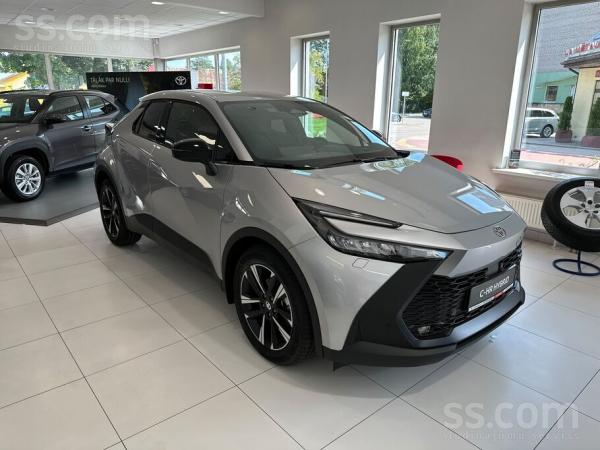 Pelēks Toyota C-HR 2026 Jēkabpils, ar dzinēja tilpumu 1.80 L un nobraukumu 0 tūkst. km par 30990 €, foto 4 vietnē AUTOMOTO.COM.LV