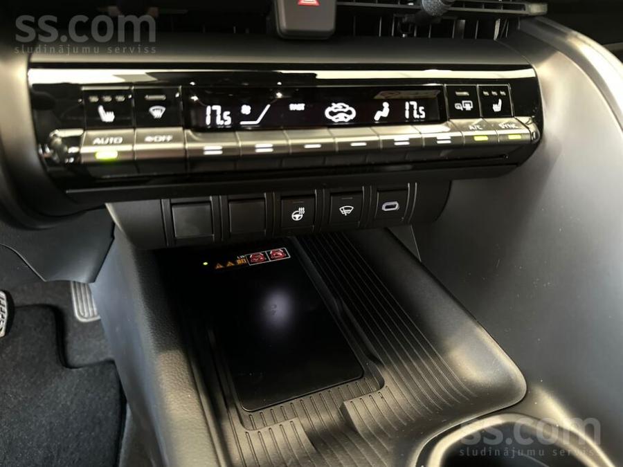 Pelēks Toyota C-HR 2026 Jēkabpils, ar dzinēja tilpumu 1.80 L un nobraukumu 0 tūkst. km par 30990 €, foto 19 vietnē AUTOMOTO.COM.LV