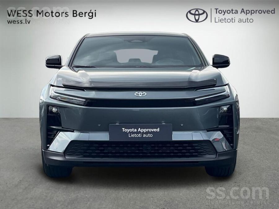 Pelēks Toyota C-HR 2026 Rīga, ar dzinēja tilpumu 1.80 L un nobraukumu 6 tūkst. km par 41990 €, foto 6 vietnē AUTOMOTO.COM.LV