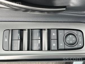 Pelēks Toyota C-HR 2026 Rīga, ar dzinēja tilpumu 1.80 L un nobraukumu 6 tūkst. km par 41990 €, foto 18 vietnē AUTOMOTO.COM.LV