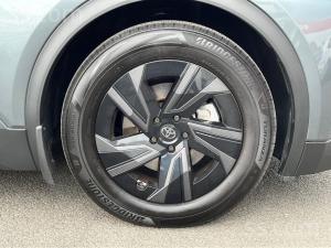 Pelēks Toyota C-HR 2026 Rīga, ar dzinēja tilpumu 1.80 L un nobraukumu 6 tūkst. km par 41990 €, foto 20 vietnē AUTOMOTO.COM.LV