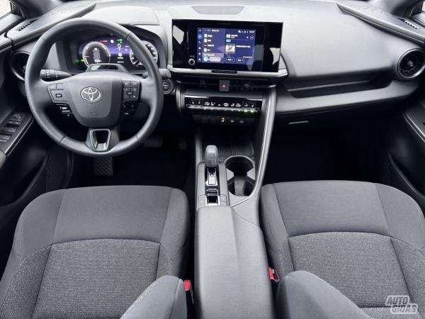 Серый Тойота C-HR 2026 в Авиженяй, объемом двигателя 1.80 л и пробегом 22 тыс. км за 27500 €, фото 7 на AUTOMOTO.COM.LV