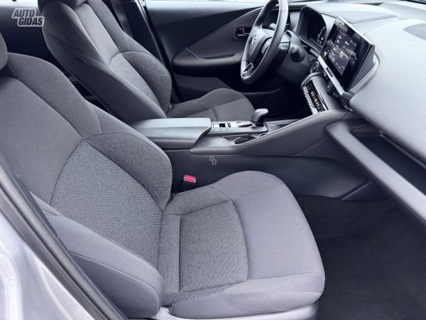Серый Тойота C-HR 2026 в Авиженяй, объемом двигателя 1.80 л и пробегом 22 тыс. км за 27500 €, фото 8 на AUTOMOTO.COM.LV