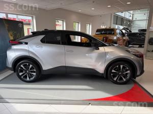 Серый Тойота C-HR 2026 в Екабпилс, объемом двигателя 1.80 л и пробегом 15 тыс. км за 32700 €, фото 5 на AUTOMOTO.COM.LV