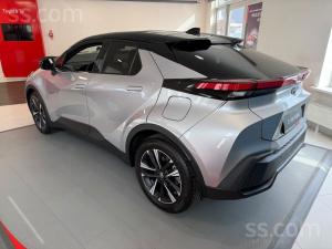Серый Тойота C-HR 2026 в Екабпилс, объемом двигателя 1.80 л и пробегом 15 тыс. км за 32700 €, фото 7 на AUTOMOTO.COM.LV
