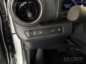 Серый Тойота C-HR 2026 в Екабпилс, объемом двигателя 1.80 л и пробегом 15 тыс. км за 32700 €, фото 21 на AUTOMOTO.COM.LV