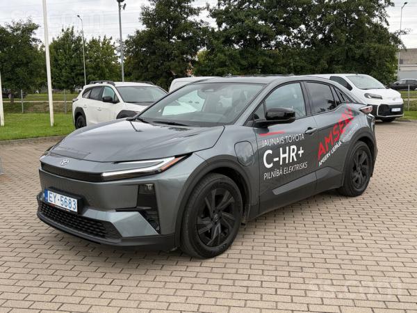 Toyota C-HR 2026 LiepÄja vietnÄ PelÄks Toyota C-HR 2026 LiepÄja, ar dzinÄja tilpumu 1.80 L un nobraukumu 9 tÅ«kst. km par 42500 ā¬, foto 1 vietnÄ AUTOMOTO.COM.LV