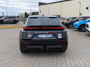 Pelēks Toyota C-HR 2026 Liepāja, ar dzinēja tilpumu 1.80 L un nobraukumu 9 tūkst. km par 42500 €, foto 9 vietnē AUTOMOTO.COM.LV