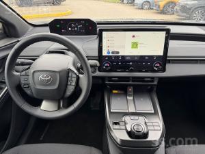 Pelēks Toyota C-HR 2026 Liepāja, ar dzinēja tilpumu 1.80 L un nobraukumu 9 tūkst. km par 42500 €, foto 12 vietnē AUTOMOTO.COM.LV