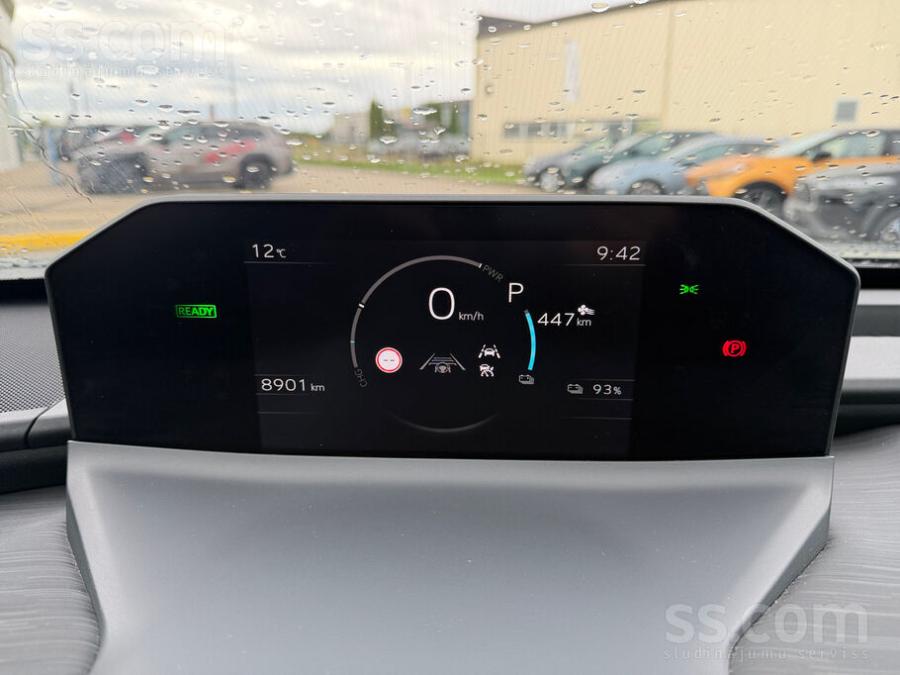 Pelēks Toyota C-HR 2026 Liepāja, ar dzinēja tilpumu 1.80 L un nobraukumu 9 tūkst. km par 42500 €, foto 14 vietnē AUTOMOTO.COM.LV