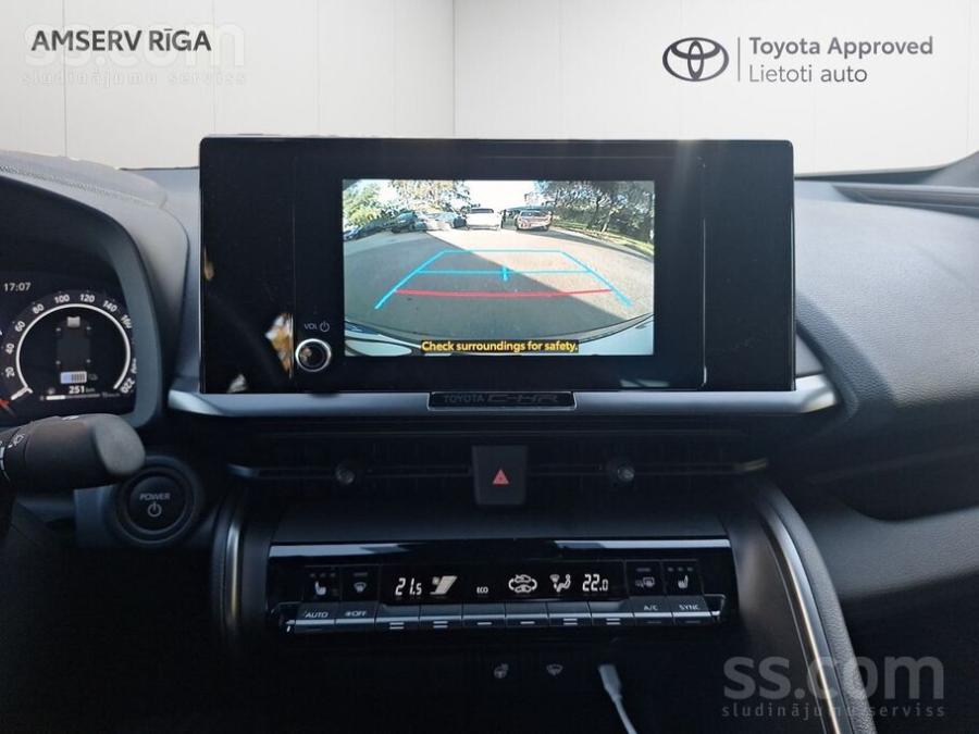 Pelēks Toyota C-HR 2026 Rīga, ar dzinēja tilpumu 1.80 L un nobraukumu 24 tūkst. km par 26900 €, foto 18 vietnē AUTOMOTO.COM.LV