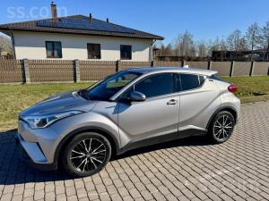 Серый Тойота C-HR 2017 в Кулдига, объемом двигателя 1.80 л и пробегом 222 тыс. км за 14700 €, фото 6 на AUTOMOTO.COM.LV