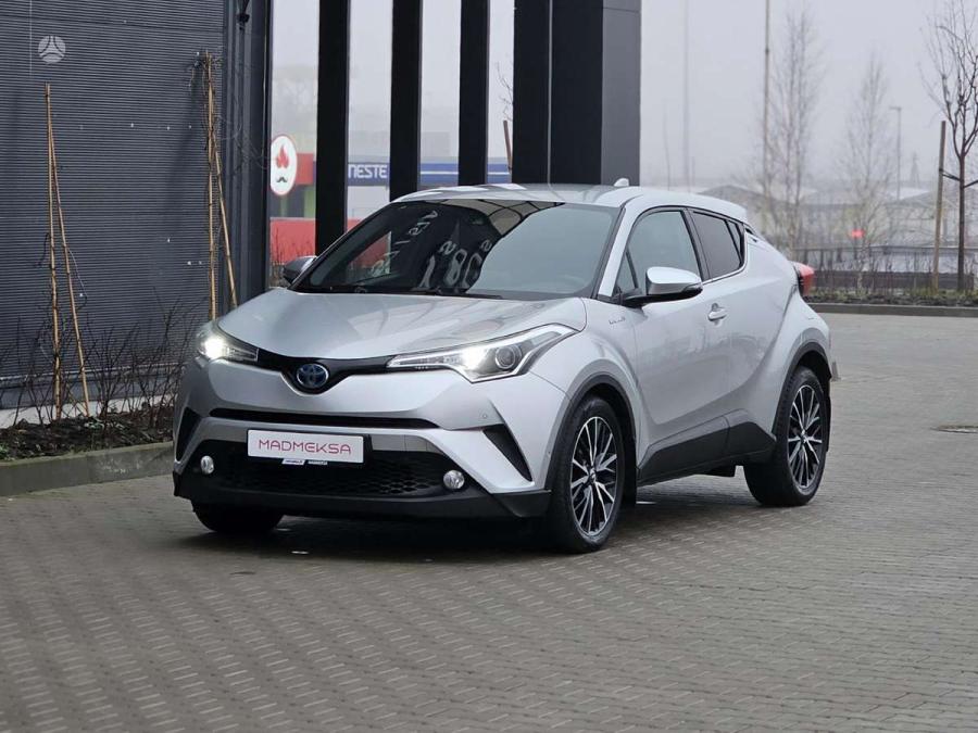 Серый Тойота C-HR 2017 в Вильнюс, объемом двигателя 1.80 л и пробегом 207 тыс. км за 15350 €, фото 13 на AUTOMOTO.COM.LV
