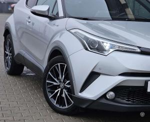 Серый Тойота C-HR 2017 в Вильнюс, объемом двигателя 1.80 л и пробегом 207 тыс. км за 15350 €, фото 15 на AUTOMOTO.COM.LV