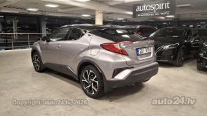 Pelēks Toyota C-HR 2017 Tartu, ar dzinēja tilpumu 1.20 L un nobraukumu 89 tūkst. km par 15590 €, foto 3 vietnē AUTOMOTO.COM.LV