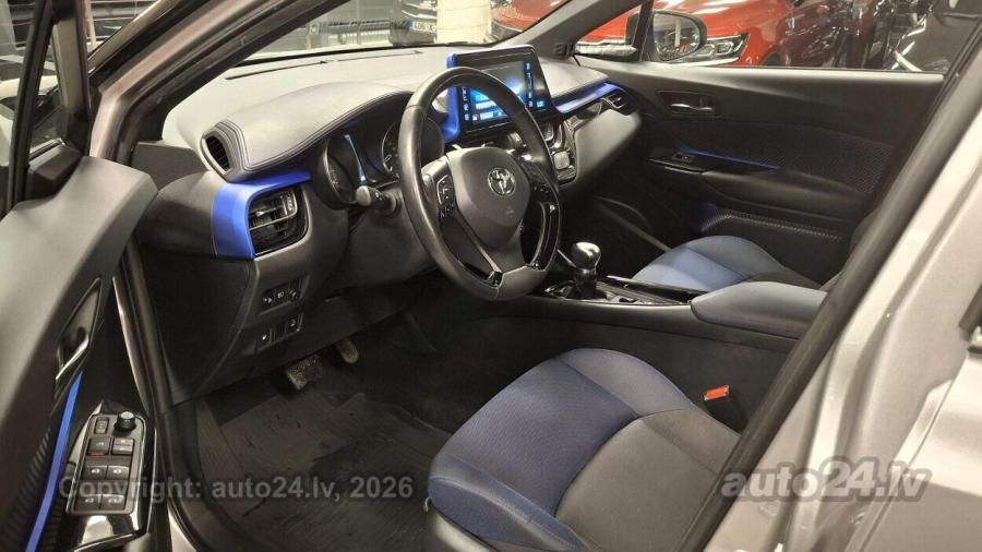 Pelēks Toyota C-HR 2017 Tartu, ar dzinēja tilpumu 1.20 L un nobraukumu 89 tūkst. km par 15590 €, foto 10 vietnē AUTOMOTO.COM.LV