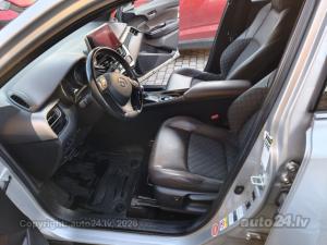 Pelēks Toyota C-HR 2017 Tallina, ar dzinēja tilpumu 1.20 L un nobraukumu 123 tūkst. km par 14900 €, foto 7 vietnē AUTOMOTO.COM.LV