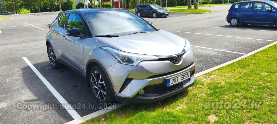 Серый Тойота C-HR 2017 в Таллин, объемом двигателя 1.20 л и пробегом 90 тыс. км за 14500 €, фото 3 на AUTOMOTO.COM.LV