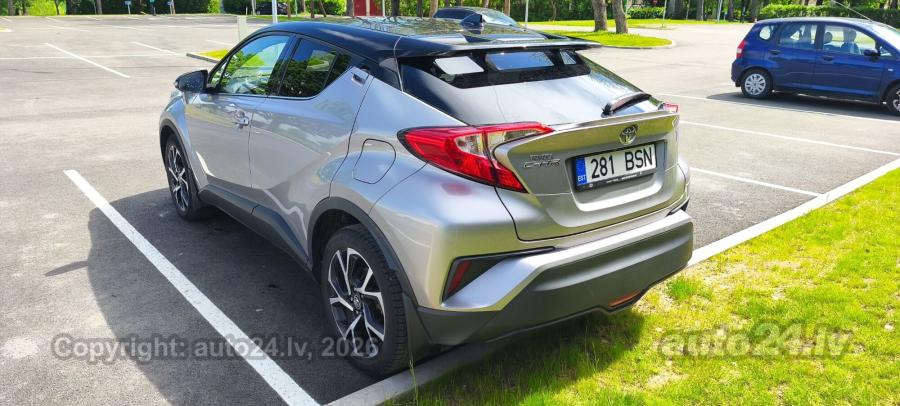 Серый Тойота C-HR 2017 в Таллин, объемом двигателя 1.20 л и пробегом 90 тыс. км за 14500 €, фото 4 на AUTOMOTO.COM.LV