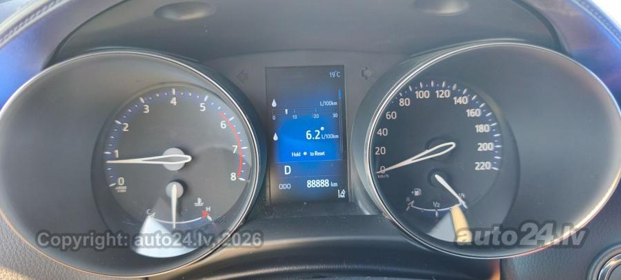 Серый Тойота C-HR 2017 в Таллин, объемом двигателя 1.20 л и пробегом 90 тыс. км за 14500 €, фото 13 на AUTOMOTO.COM.LV