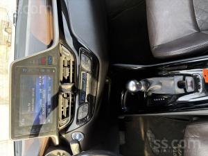 Pelēks Toyota C-HR 2017 Daugavpils, ar dzinēja tilpumu 1.80 L un nobraukumu 230 tūkst. km par 15000 €, foto 13 vietnē AUTOMOTO.COM.LV