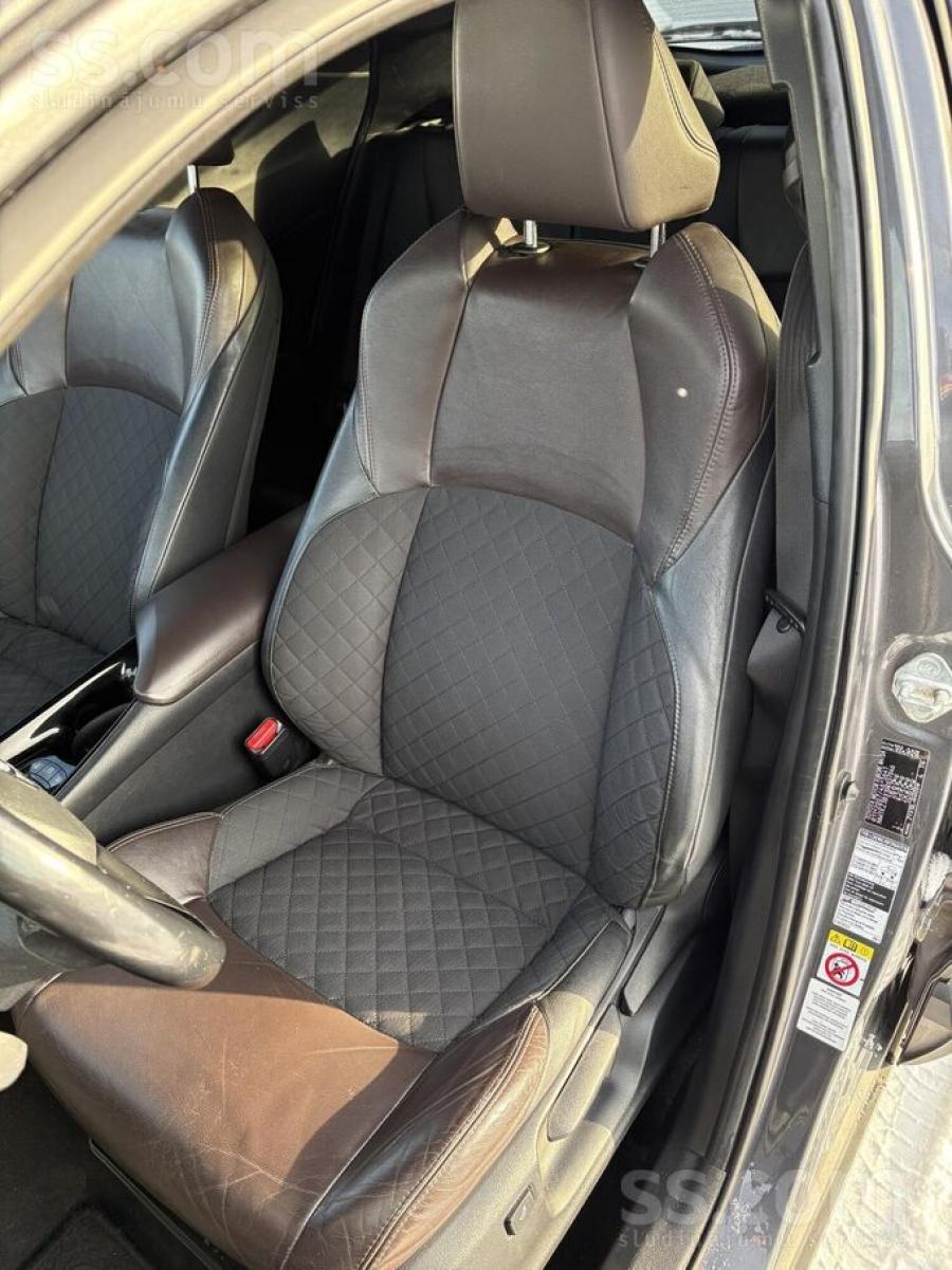 Pelēks Toyota C-HR 2017 Daugavpils, ar dzinēja tilpumu 1.80 L un nobraukumu 230 tūkst. km par 15000 €, foto 22 vietnē AUTOMOTO.COM.LV