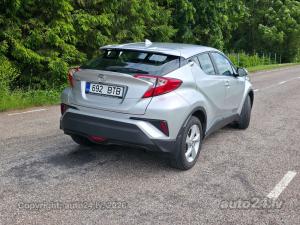Pelēks Toyota C-HR 2017 Tallina, ar dzinēja tilpumu 1.20 L un nobraukumu 62 tūkst. km par 15300 €, foto 6 vietnē AUTOMOTO.COM.LV