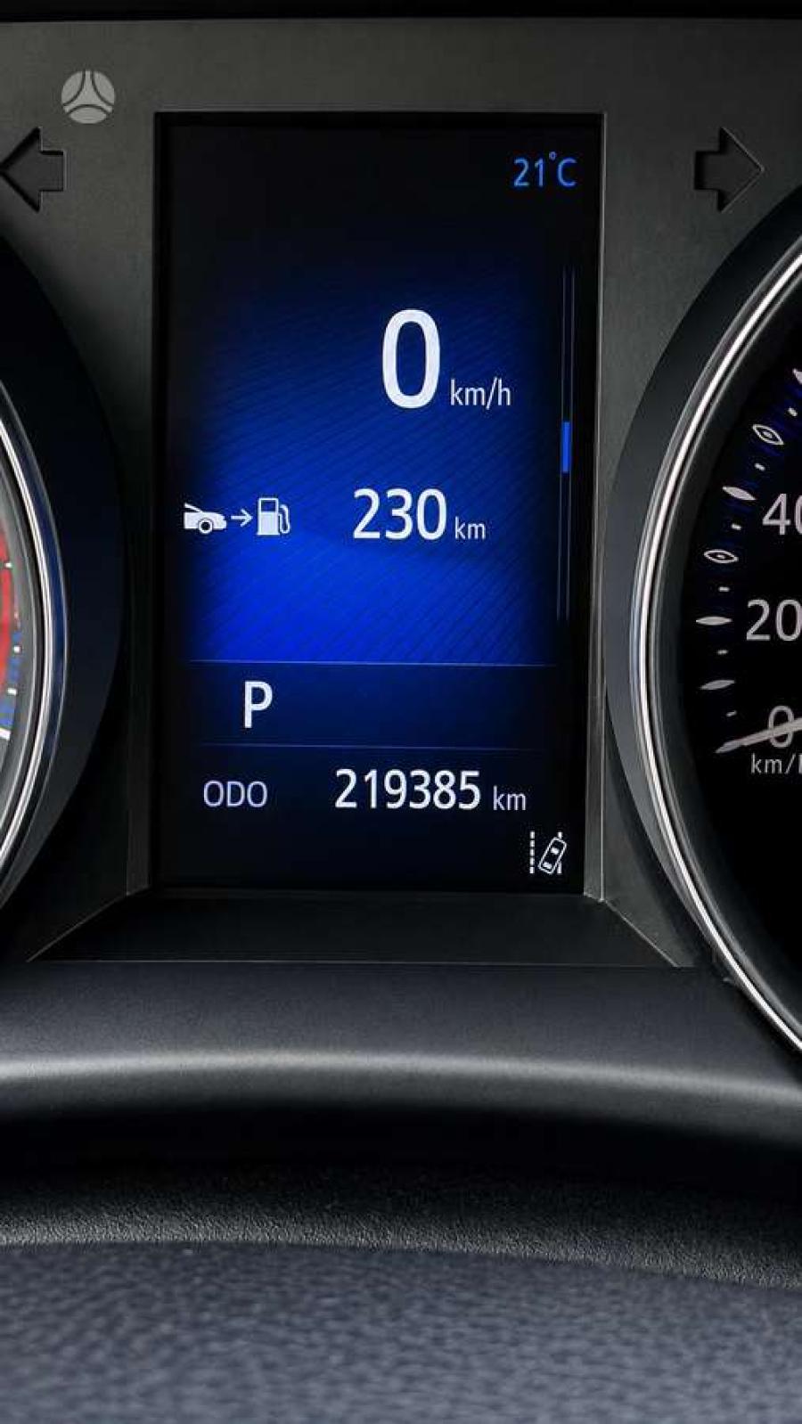Grey Toyota C-HR 2017 in Vilnius, with an engine capacity of 1.20 L and mileage of 219 thousand km for 13890 €, photo 11 on AUTOMOTO.COM.LV