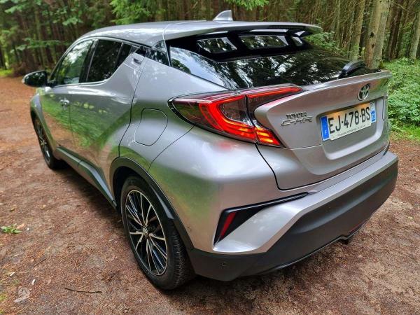 Pelēks Toyota C-HR 2017 Tauragė, ar dzinēja tilpumu 1.80 L un nobraukumu 160 tūkst. km par 15700 €, foto 7 vietnē AUTOMOTO.COM.LV