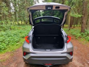 Серый Тойота C-HR 2017 в Таураге, объемом двигателя 1.80 л и пробегом 160 тыс. км за 15700 €, фото 10 на AUTOMOTO.COM.LV