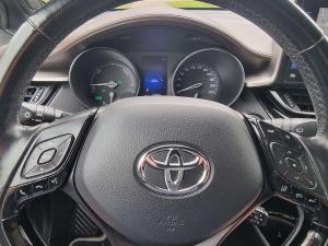 Серый Тойота C-HR 2017 в Таураге, объемом двигателя 1.80 л и пробегом 160 тыс. км за 15700 €, фото 19 на AUTOMOTO.COM.LV