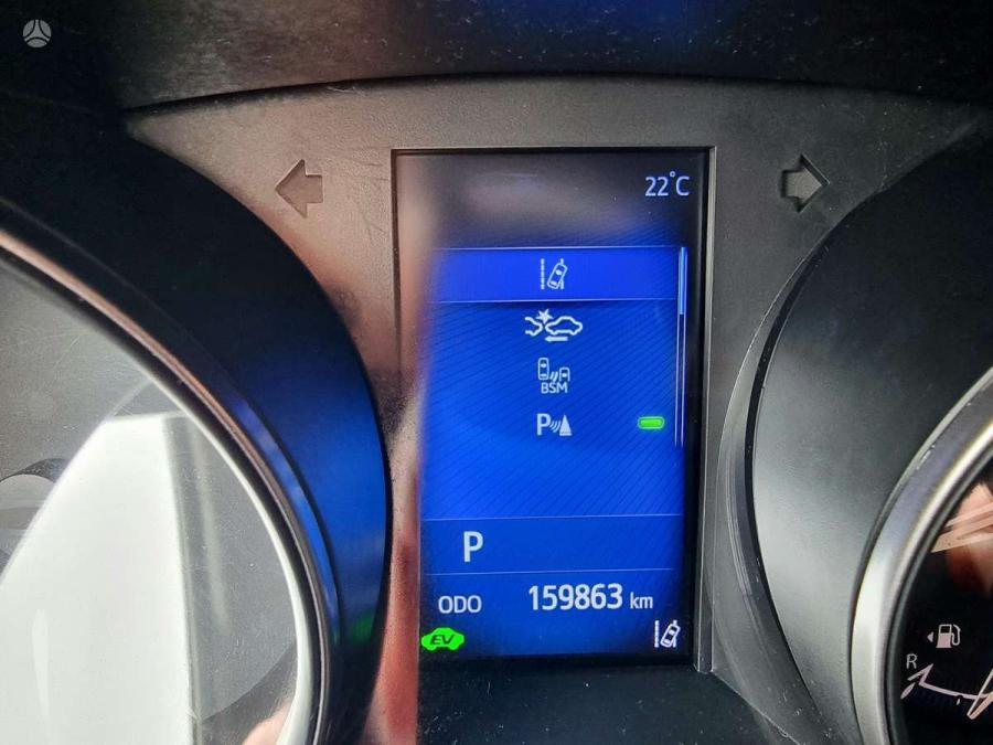 Серый Тойота C-HR 2017 в Таураге, объемом двигателя 1.80 л и пробегом 160 тыс. км за 15700 €, фото 20 на AUTOMOTO.COM.LV