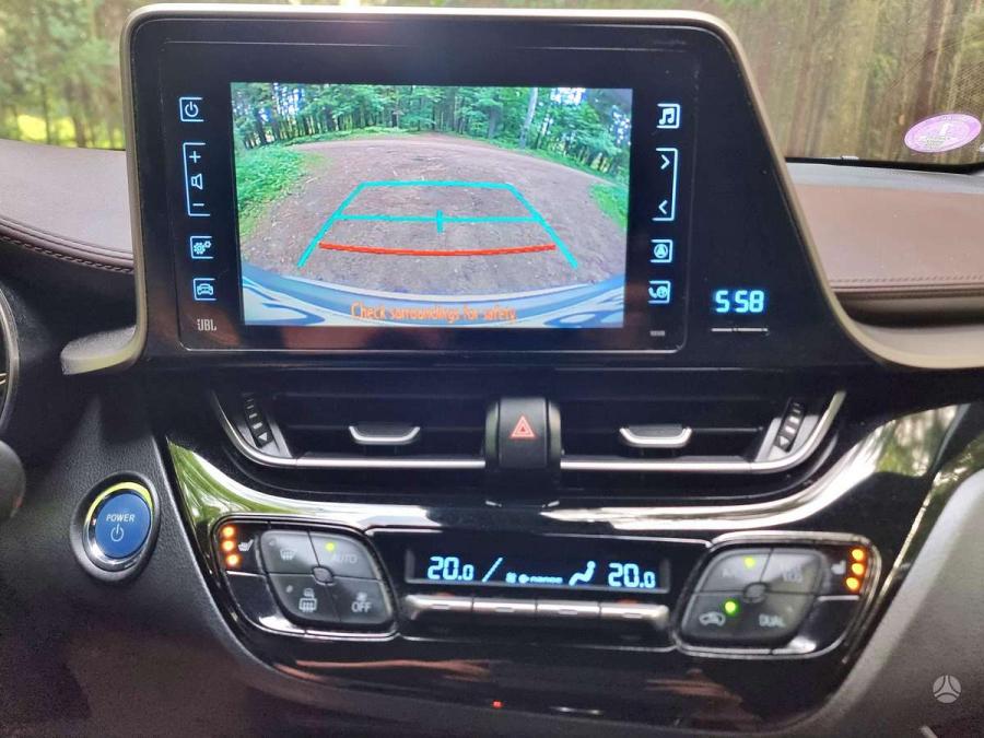 Серый Тойота C-HR 2017 в Таураге, объемом двигателя 1.80 л и пробегом 160 тыс. км за 15700 €, фото 22 на AUTOMOTO.COM.LV