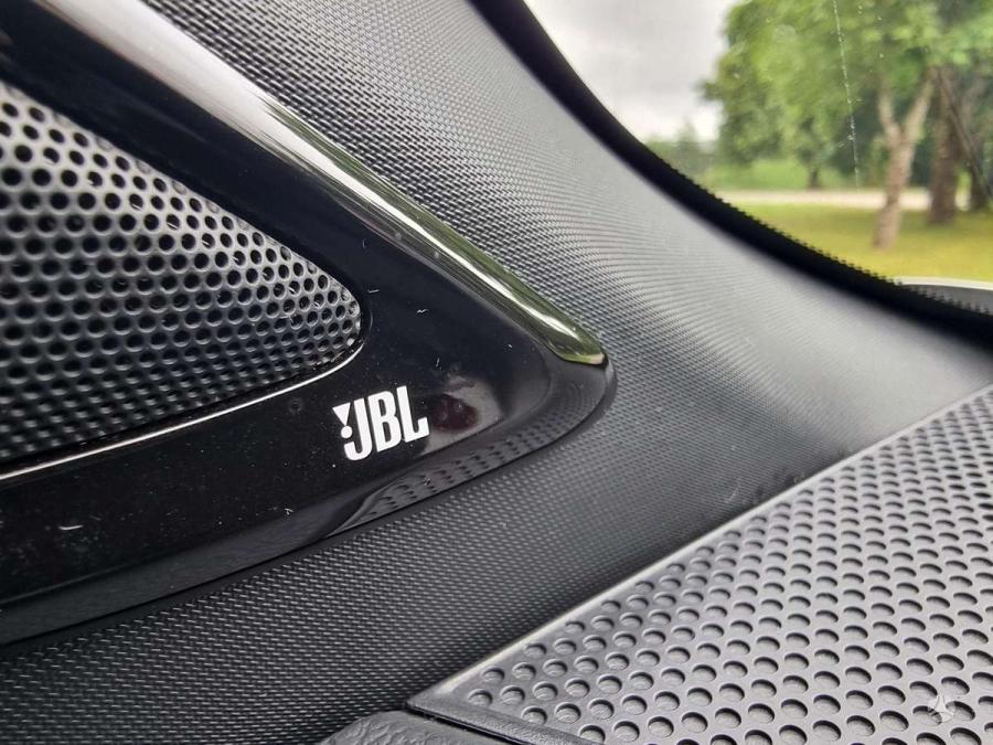 Серый Тойота C-HR 2017 в Таураге, объемом двигателя 1.80 л и пробегом 160 тыс. км за 15700 €, фото 32 на AUTOMOTO.COM.LV