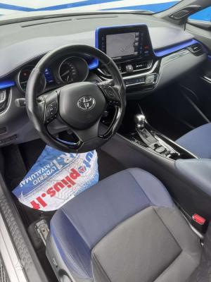 Серый Тойота C-HR 2017 в Каунас, объемом двигателя 1.80 л и пробегом 124 тыс. км за 16450 €, фото 11 на AUTOMOTO.COM.LV
