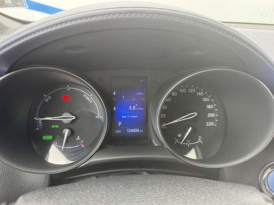 Серый Тойота C-HR 2017 в Каунас, объемом двигателя 1.80 л и пробегом 124 тыс. км за 16450 €, фото 12 на AUTOMOTO.COM.LV