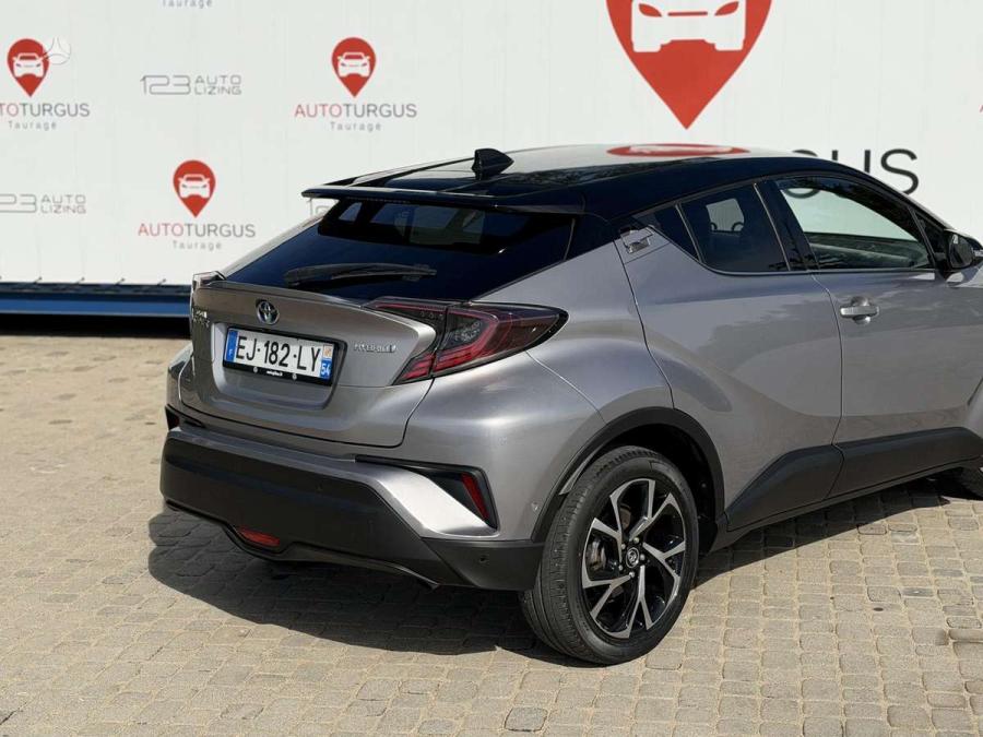Grey Toyota C-HR 2017 in Taurage, with an engine capacity of 1.80 L and mileage of 197 thousand km for 14300 €, photo 21 on AUTOMOTO.COM.LV