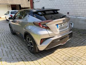 Pelēks Toyota C-HR 2017 Veru, ar dzinēja tilpumu 1.80 L un nobraukumu 187 tūkst. km par 18500 €, foto 4 vietnē AUTOMOTO.COM.LV