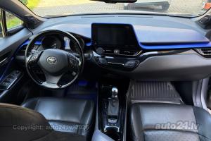 Pelēks Toyota C-HR 2017 Veru, ar dzinēja tilpumu 1.80 L un nobraukumu 187 tūkst. km par 18500 €, foto 16 vietnē AUTOMOTO.COM.LV