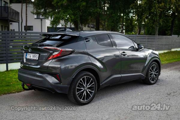 Тойота C-HR 2017 в Таллин на AUTOMOTO.COM.LV Серый Тойота C-HR 2017 в Таллин, объемом двигателя 1.80 л и пробегом 198 тыс. км за 14500 €, фото 4 на AUTOMOTO.COM.LV