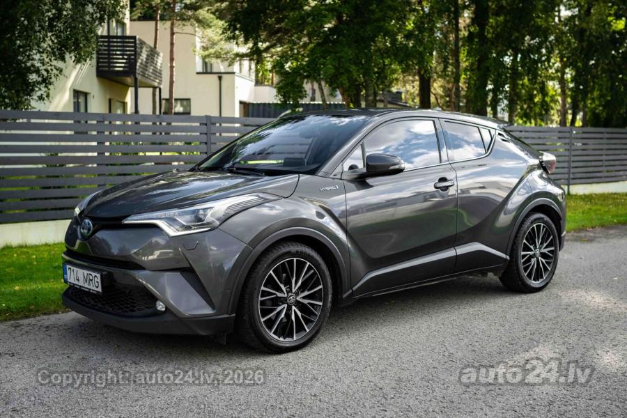 Серый Тойота C-HR 2017 в Таллин, объемом двигателя 1.80 л и пробегом 198 тыс. км за 14500 €, фото 5 на AUTOMOTO.COM.LV